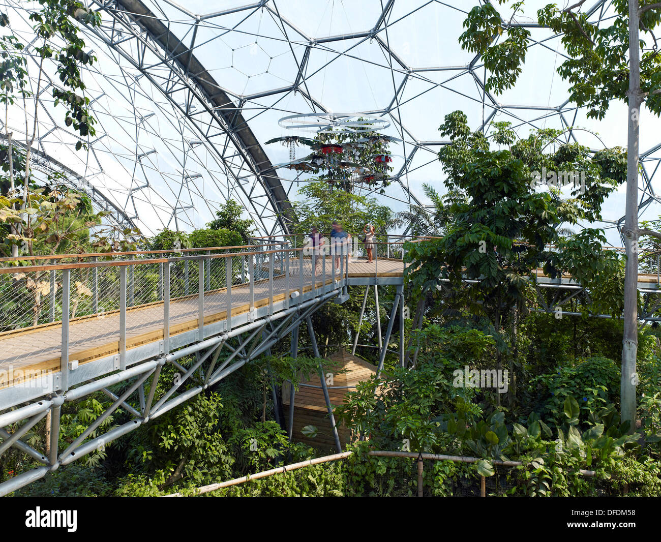 Eden Walkway at Eden Project, Bodelva, United Kingdom. Architect: Jerry ...