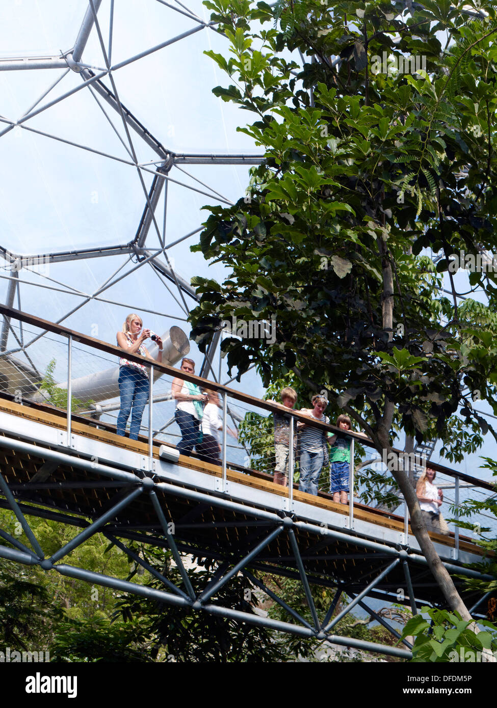 Eden Walkway at Eden Project, Bodelva, United Kingdom. Architect: Jerry ...