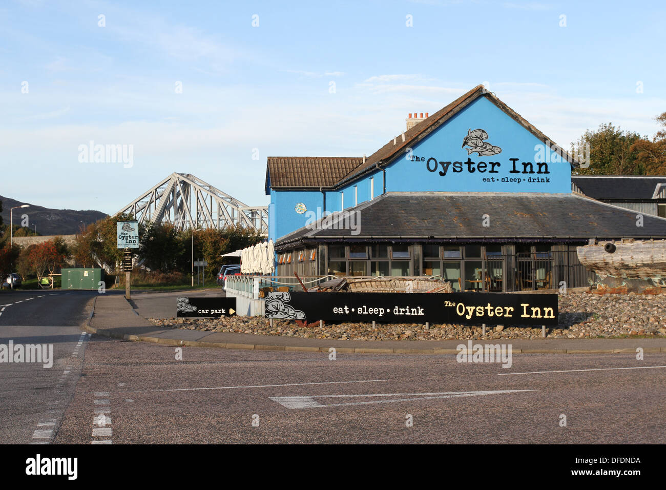 The Oyster Inn and Connel bridge Scotland September 2013 Stock Photo ...