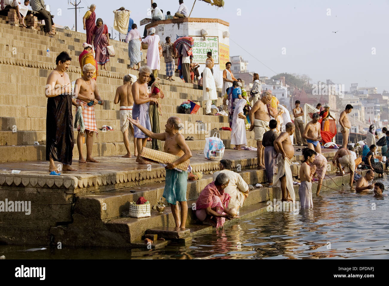 Collective bathing hi-res stock photography and images - Alamy