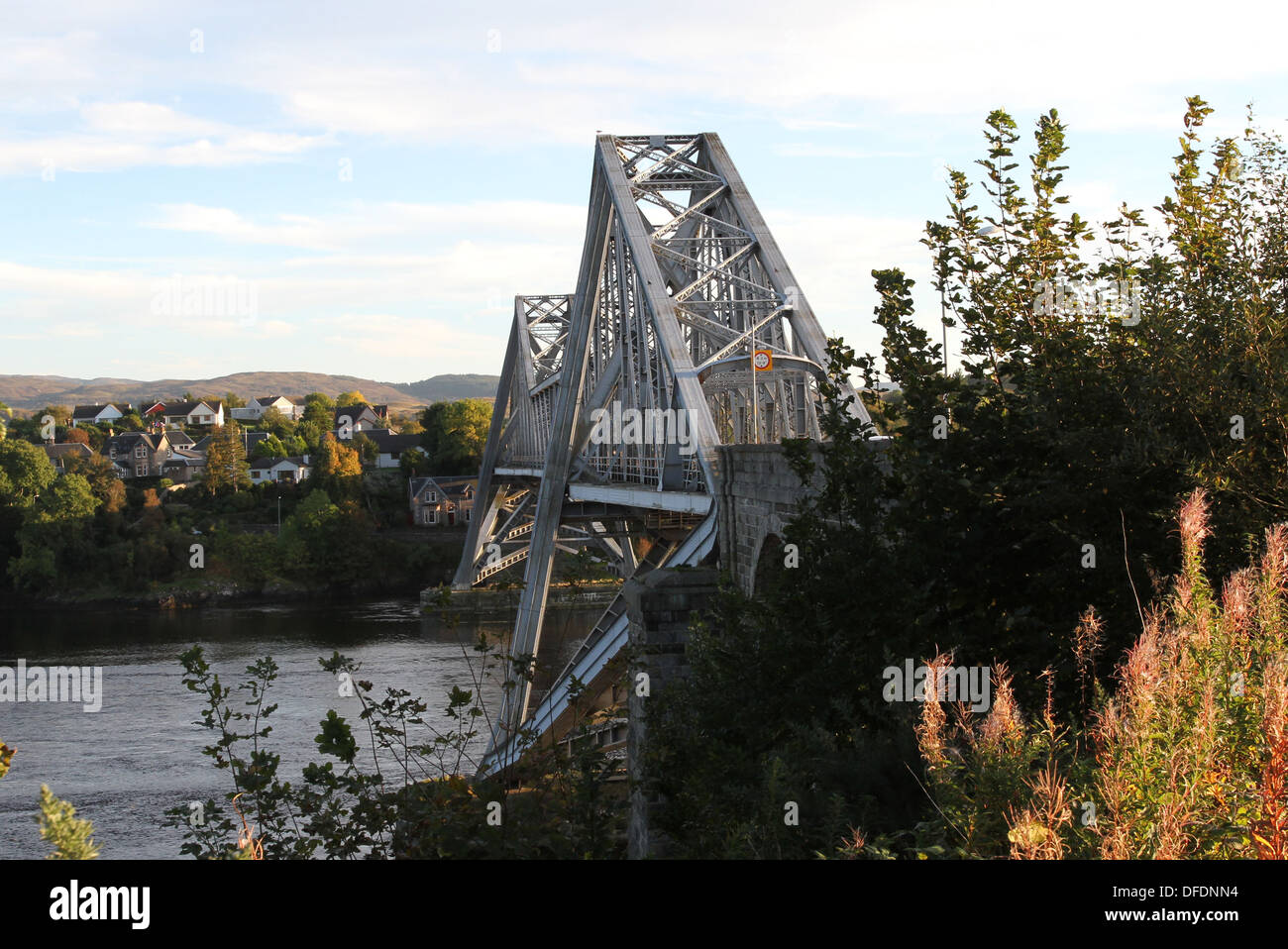 Connel bridge hi-res stock photography and images - Alamy