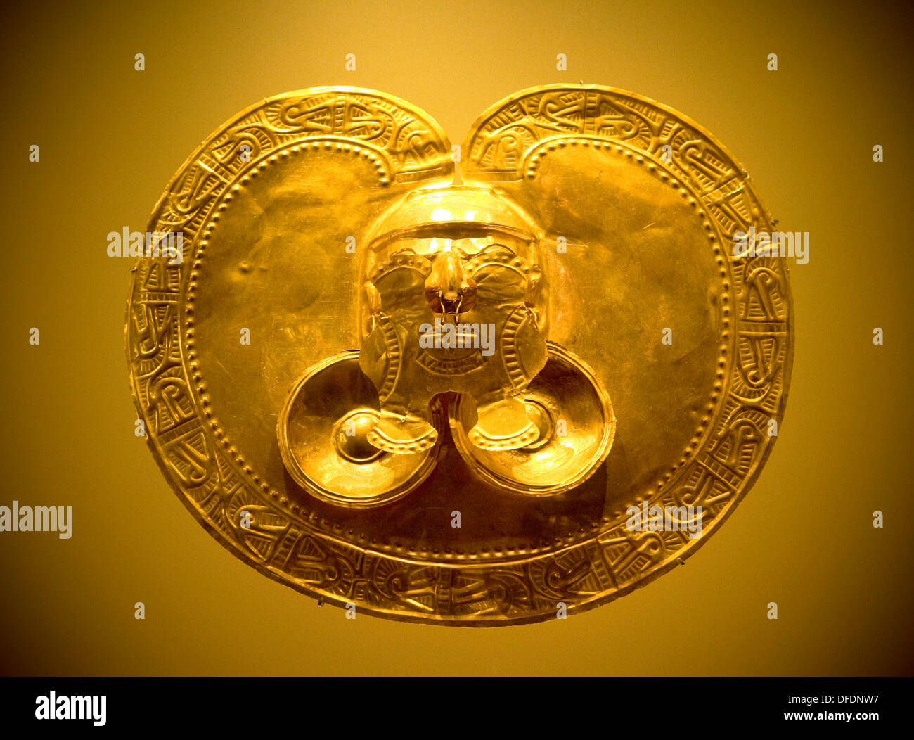 Gold Pectoral High Resolution Stock Photography and Images - Alamy