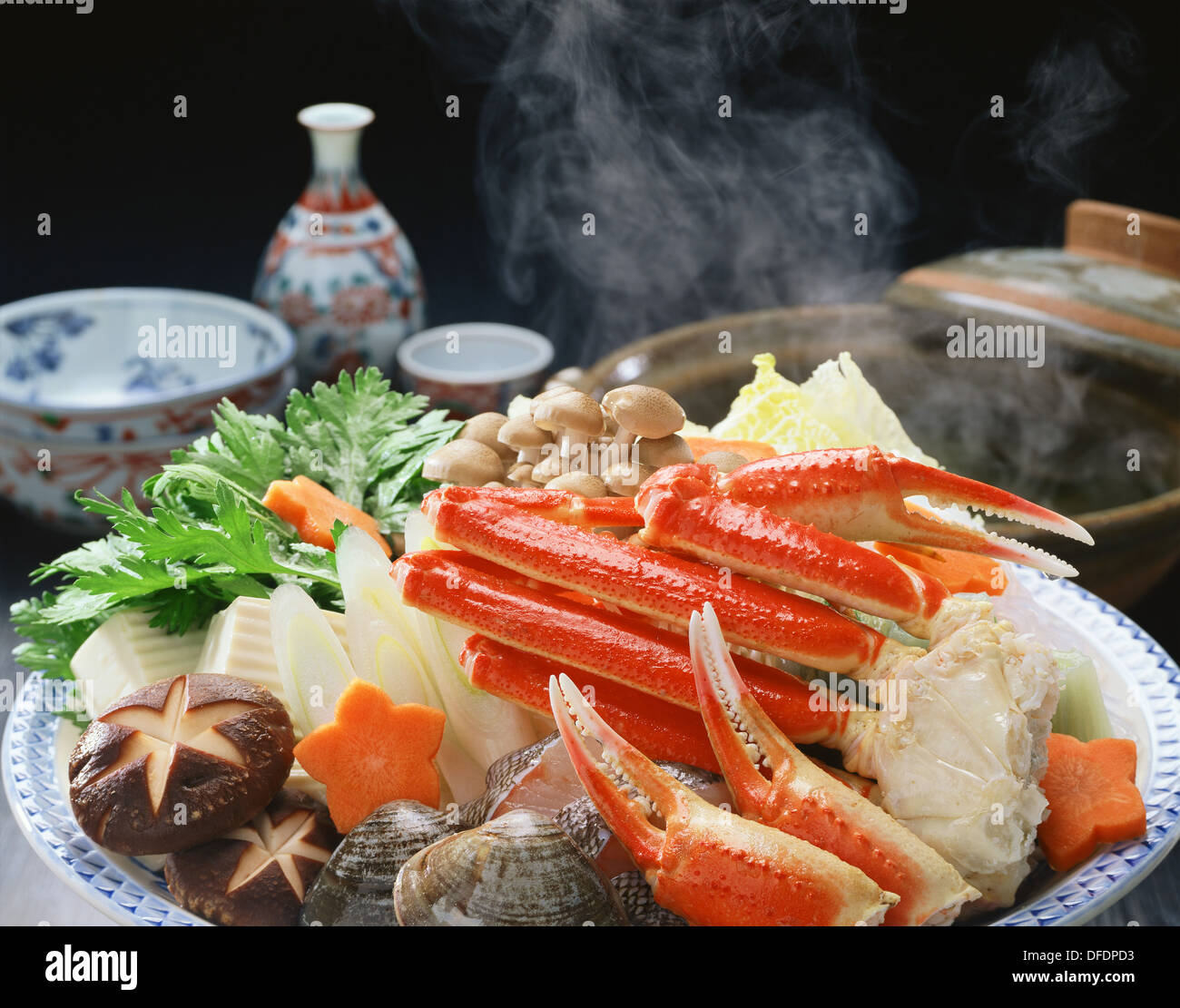 Crab nabe hi-res stock photography and images - Alamy