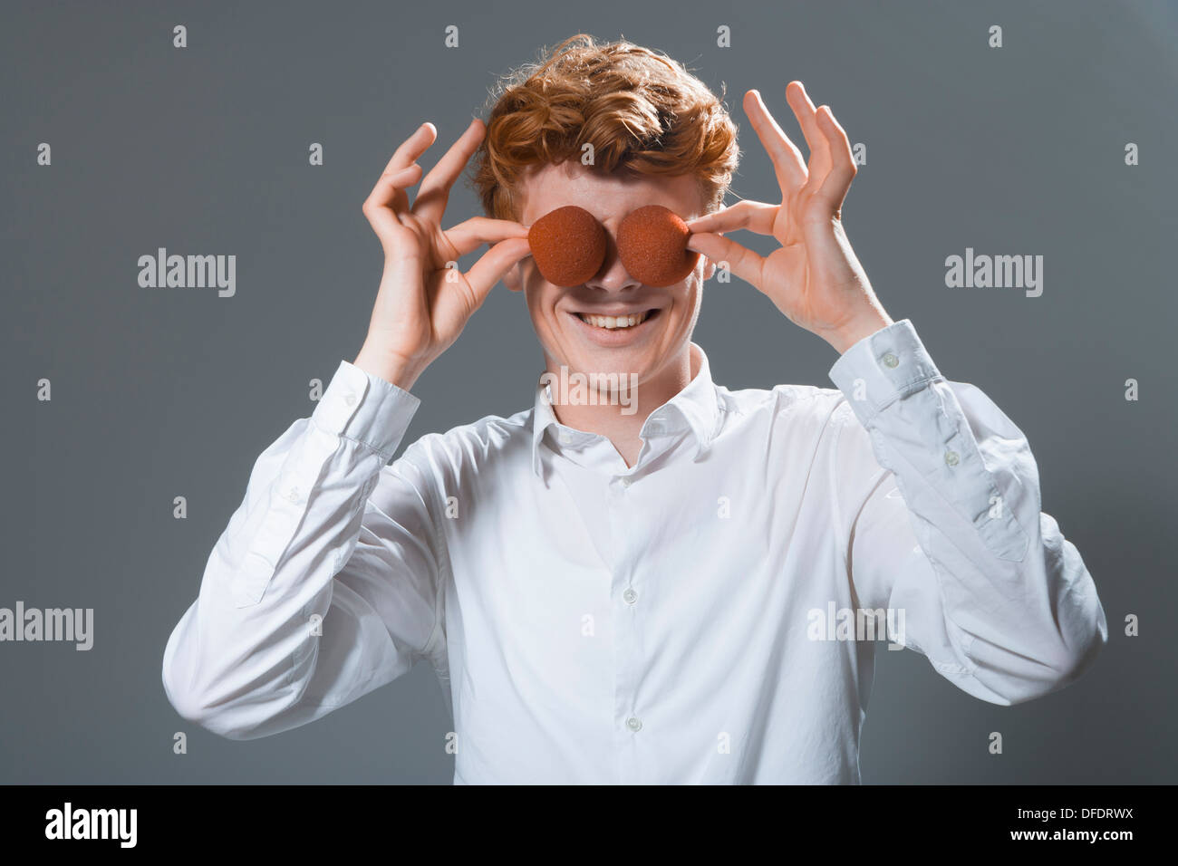 Eyes over ball hi-res stock photography and images - Alamy