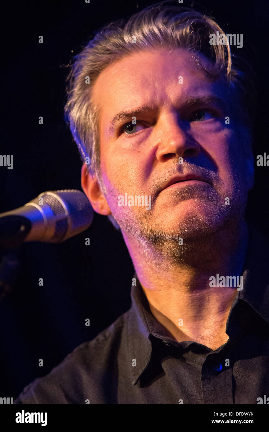 Singer songwriter lloyd cole hi-res stock photography and images - Alamy