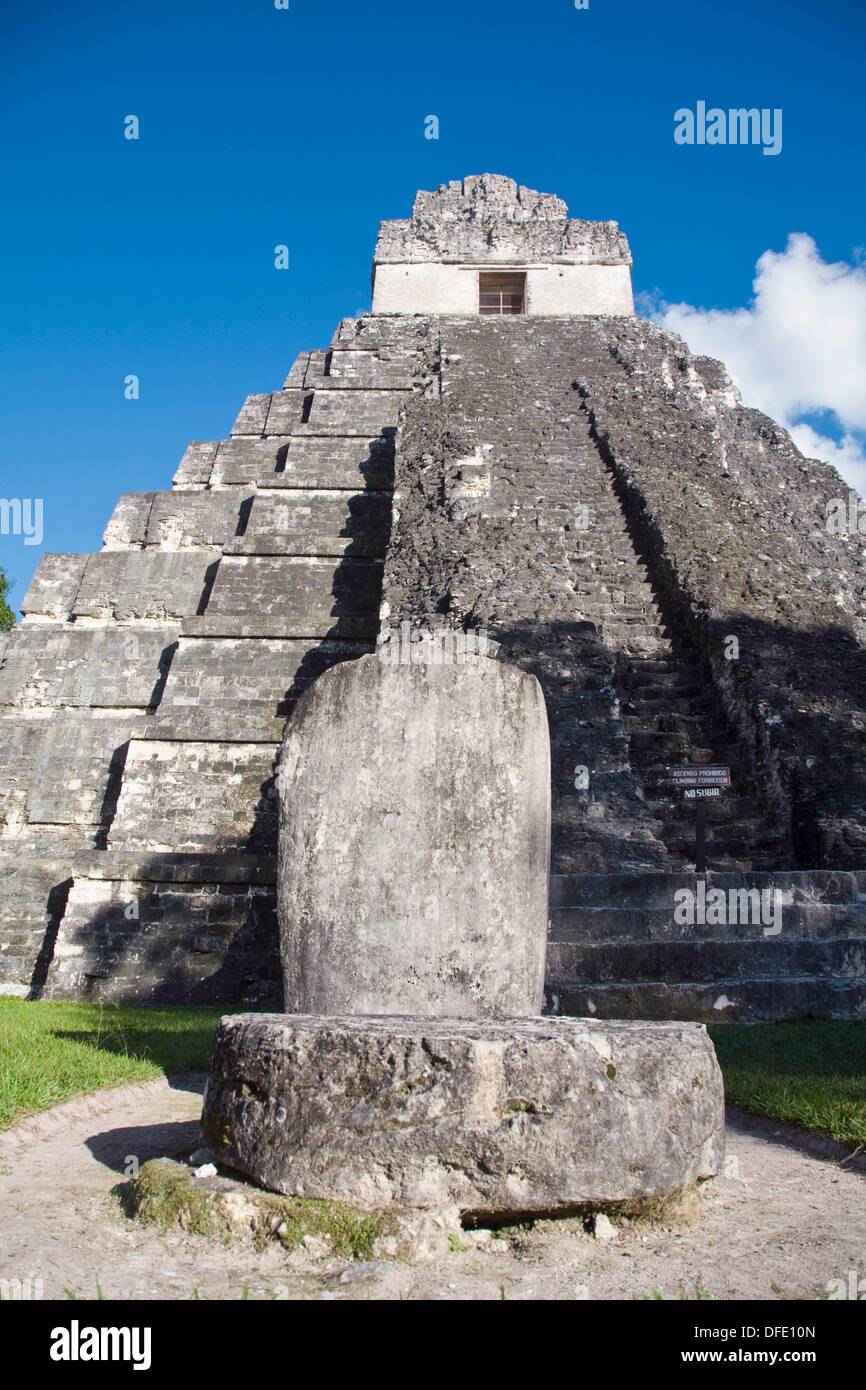 Giant Pyramid Temple Maya High Resolution Stock Photography and Images ...