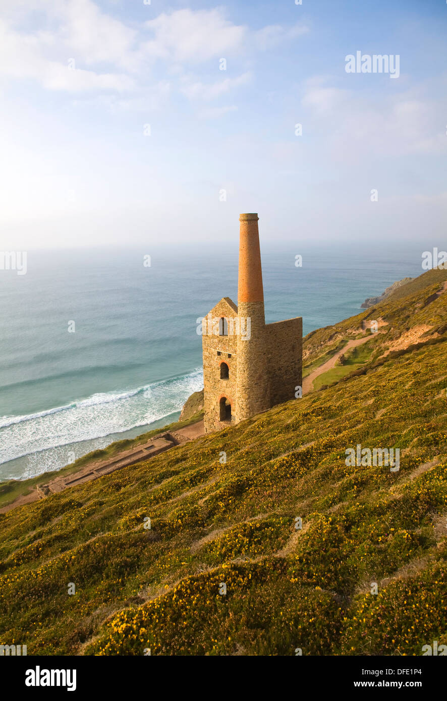 Towan Roath Engine House ruins at Wheal Coates tin mine, St Agnes Head ...
