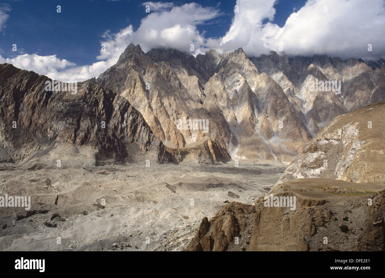 Pakistan north hi-res stock photography and images - Alamy