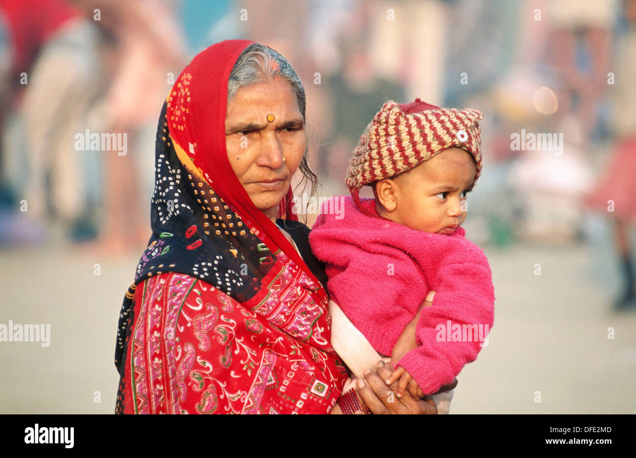 Woman clad hi-res stock photography and images - Alamy