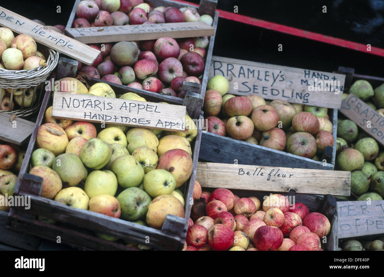 Apples for sale on canal hi-res stock photography and images - Alamy