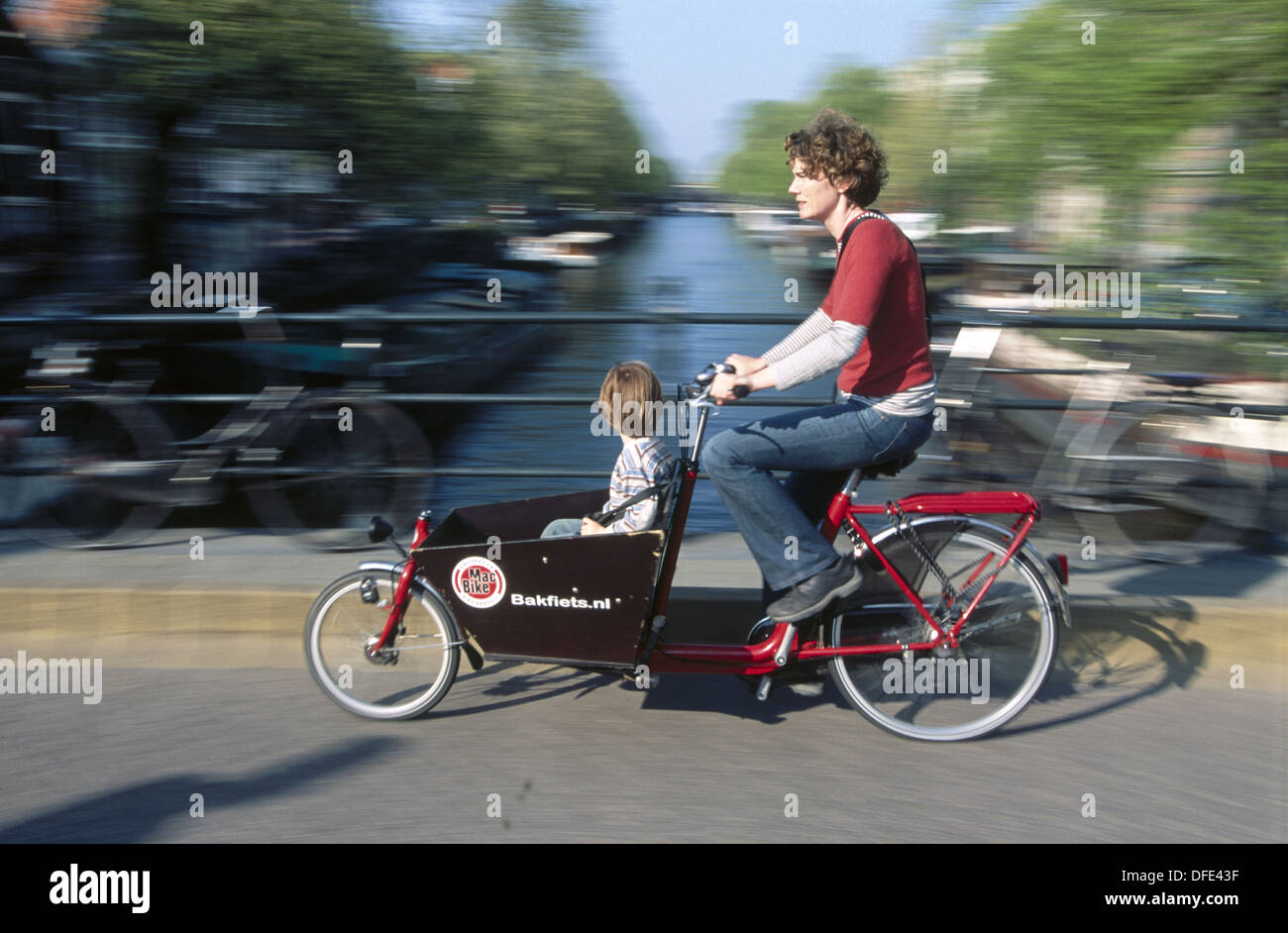 Cargo bike child transport hi-res stock photography and images - Alamy