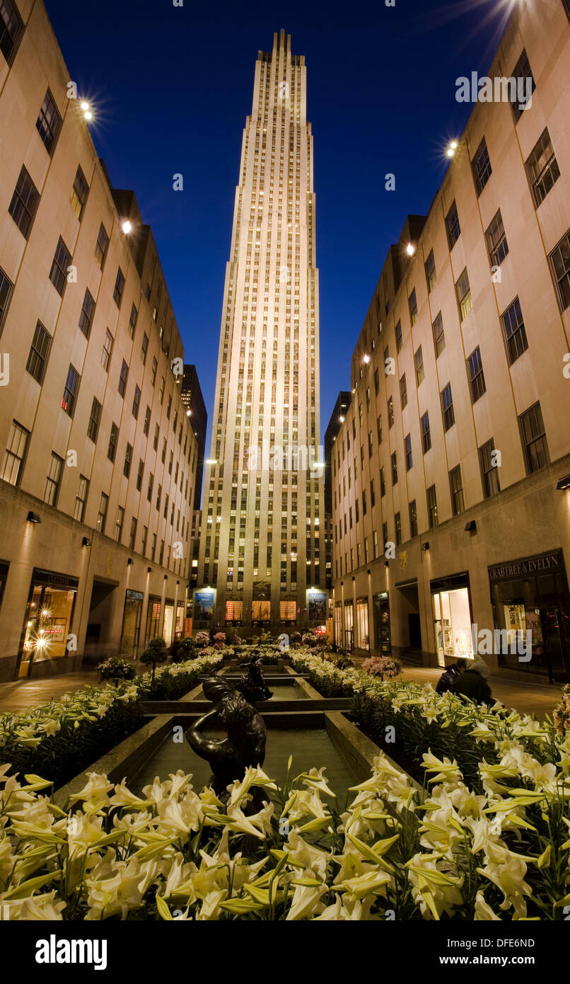 Rockefeller center interior hi-res stock photography and images - Alamy