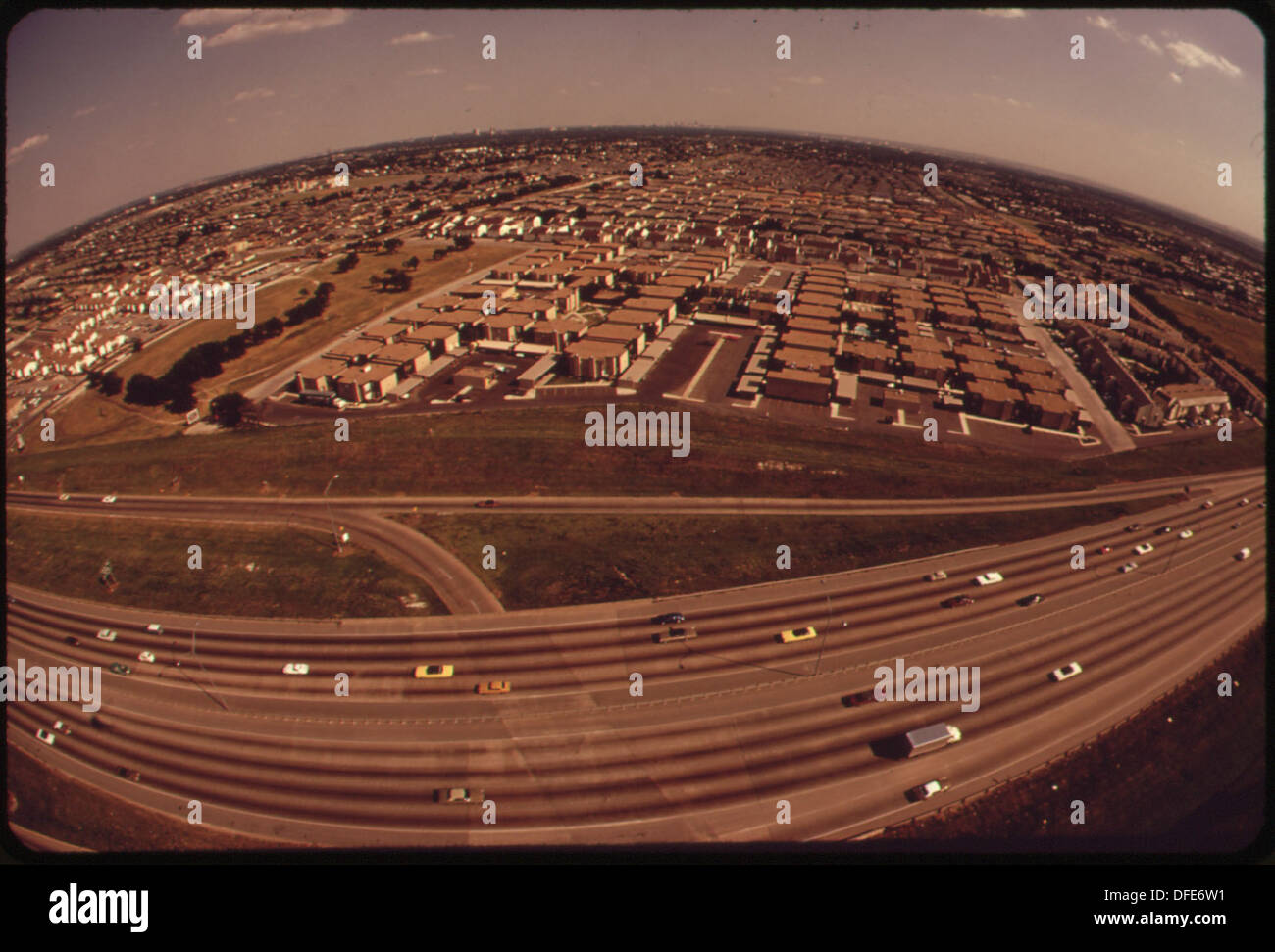 The expressway is a high-speed, multi-lane highway designed for ...