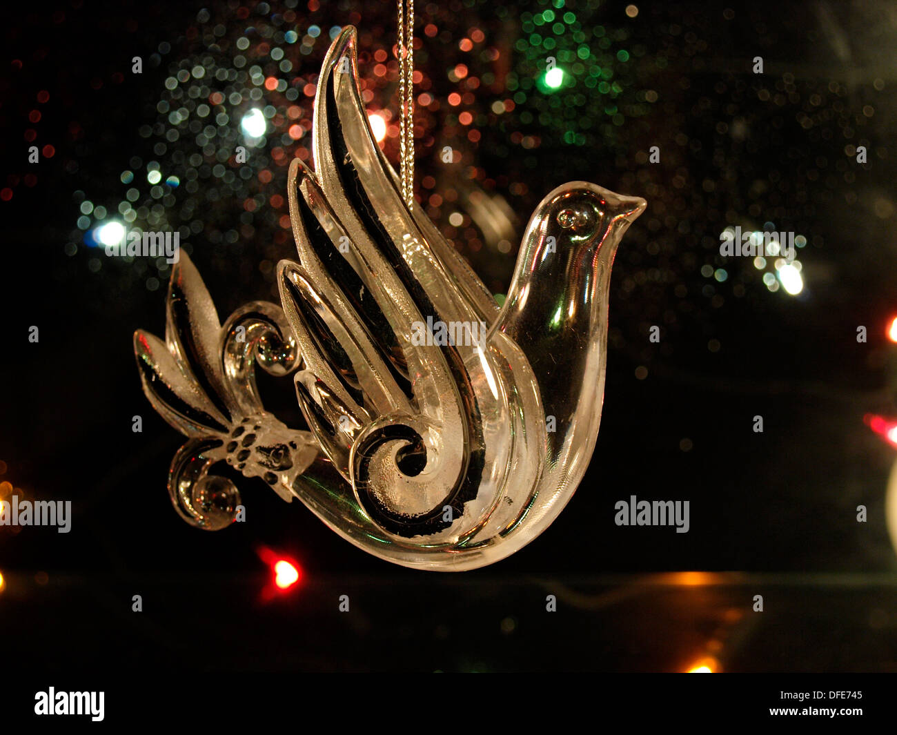 Peace dove christmas hi-res stock photography and images - Alamy