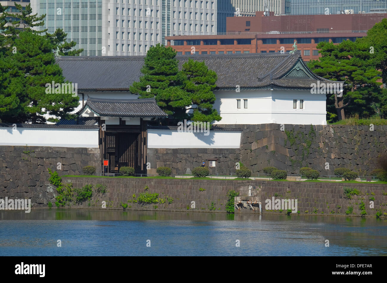 Sakuradamon gate. Imperial Palace, Marunouchi Tokyo Stock Photo - Alamy