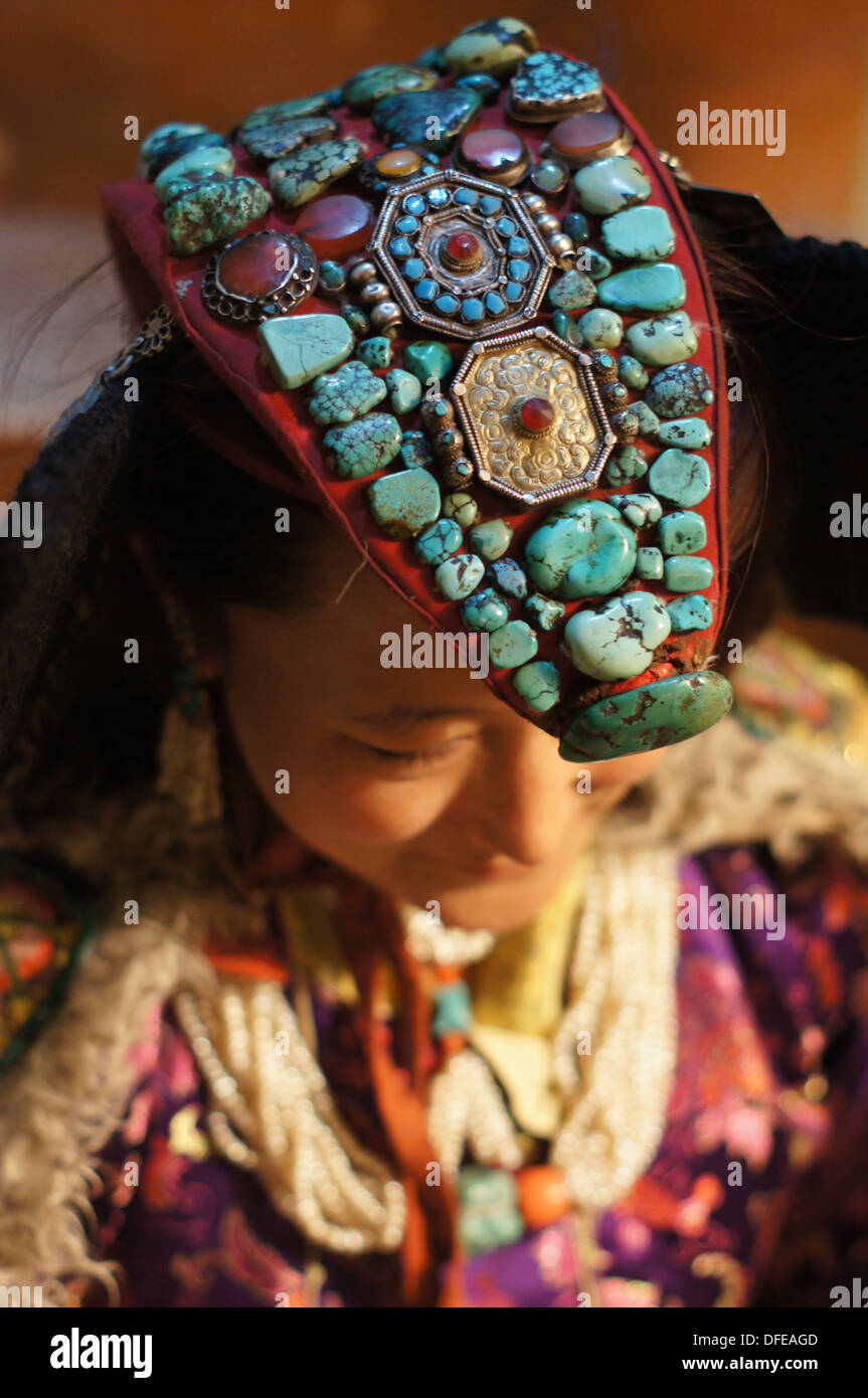 Ladakhi woman in traditional dress hi-res stock photography and images ...