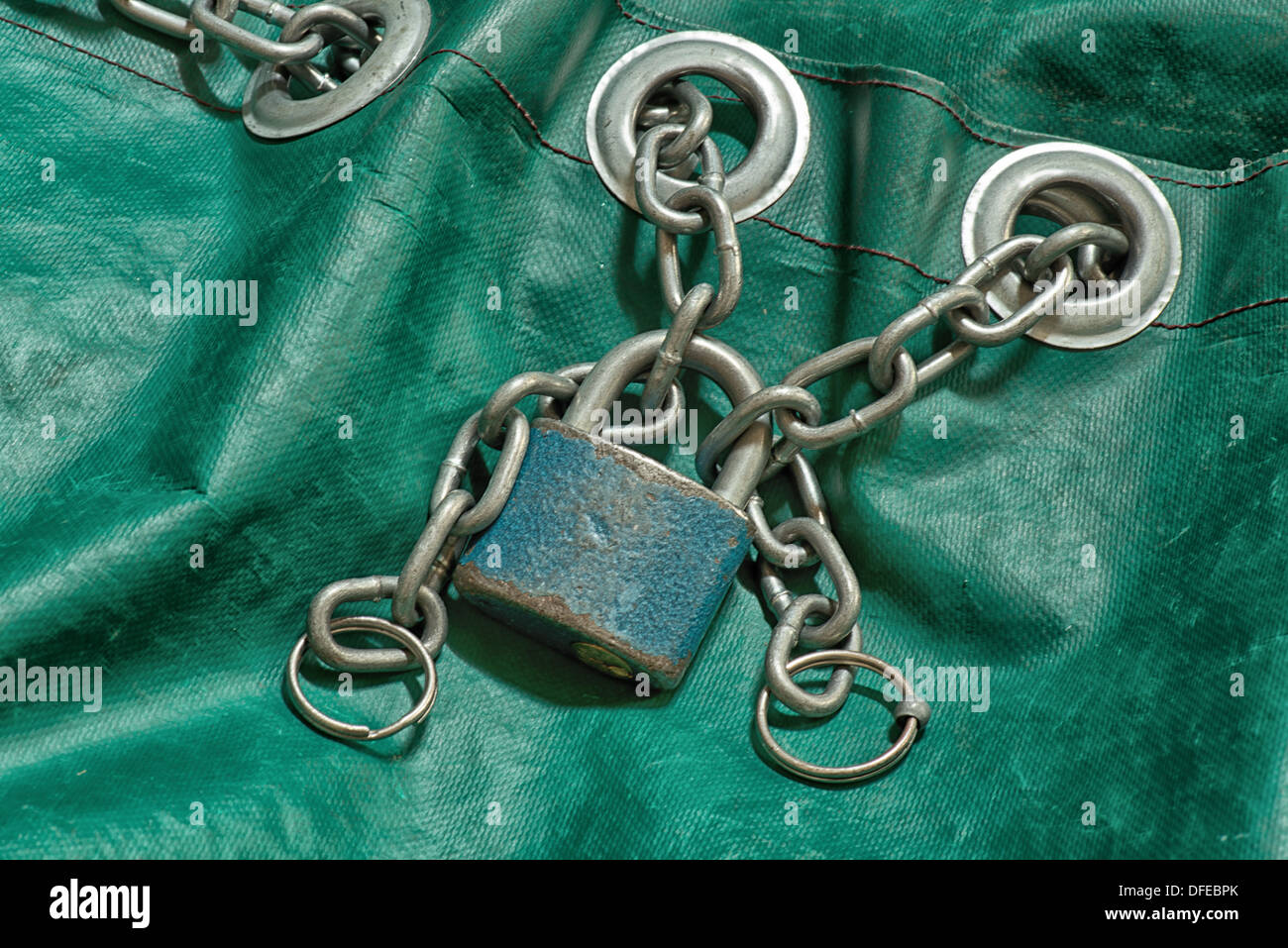 padlock with chain Stock Photo - Alamy