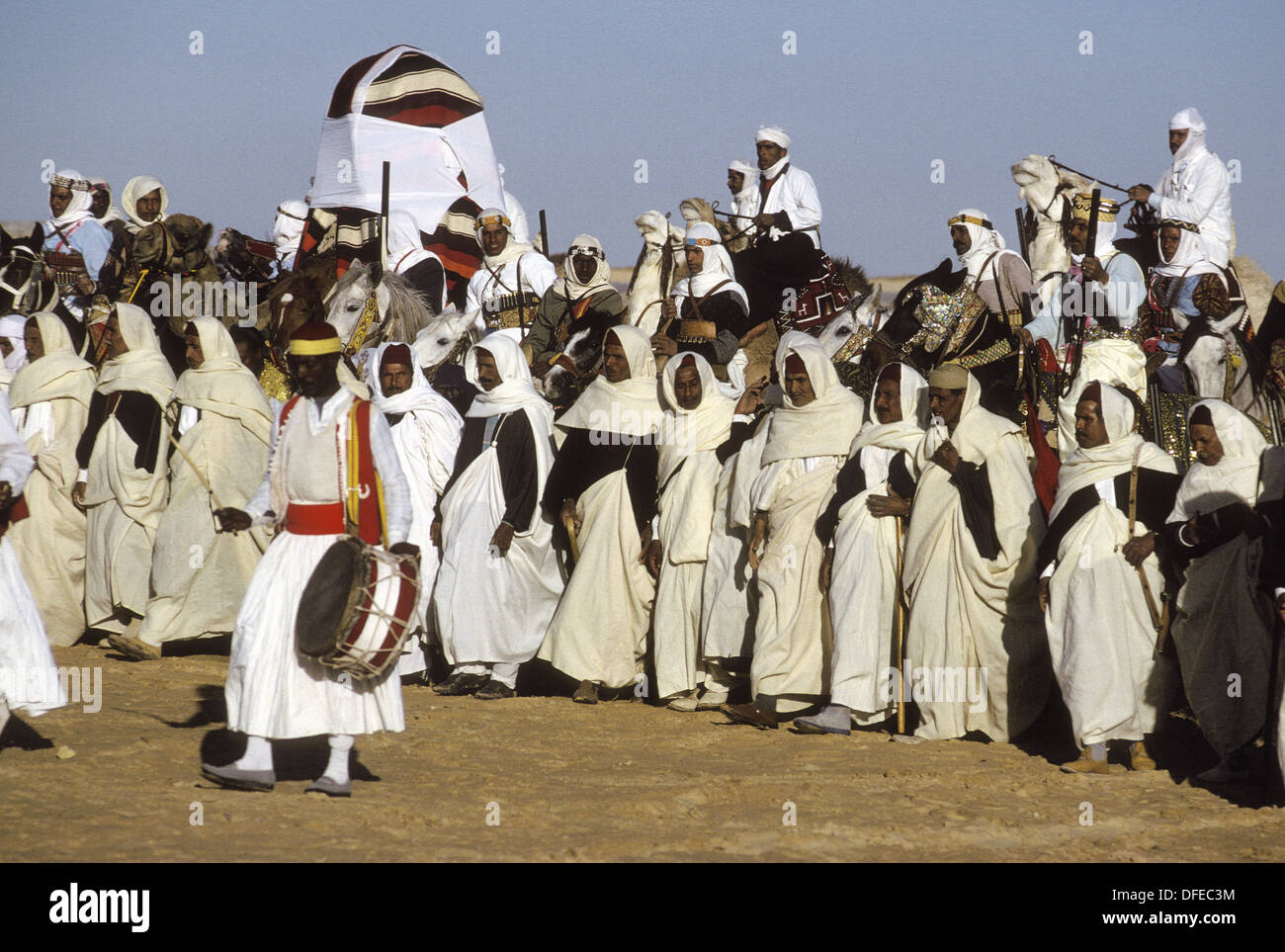 Bedouin wedding hi-res stock photography and images - Alamy