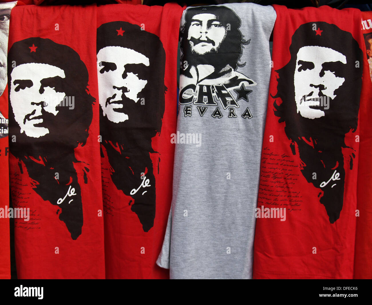 Che guevara tee shirt hi-res stock photography and images - Alamy