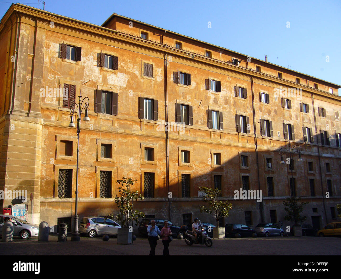Piazza pilotta rome hi-res stock photography and images - Alamy