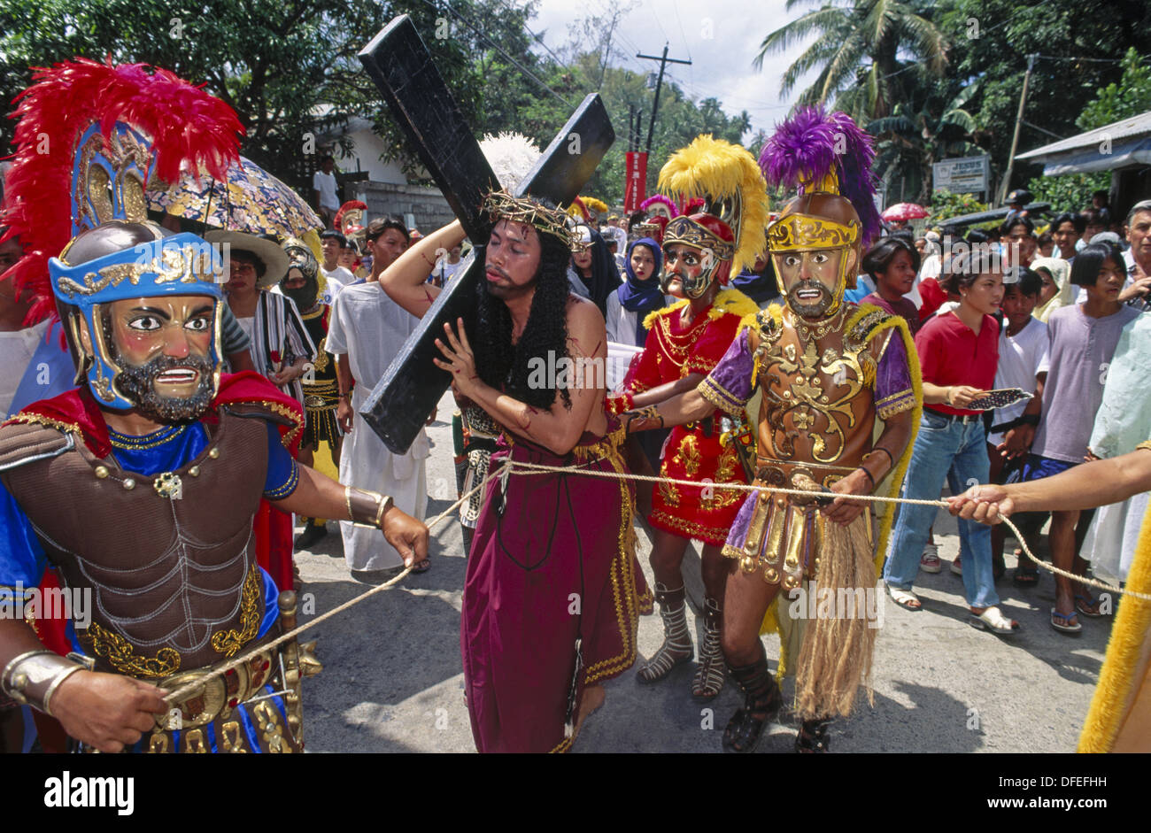Philippines marinduque island moriones mask hi-res stock photography ...