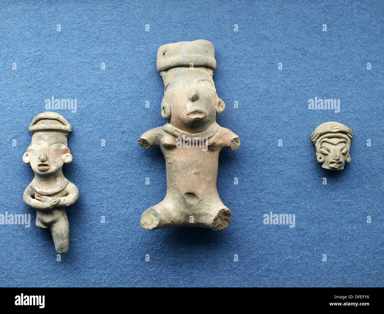 Human Figures. Cuicuilco archaeleogical zone. Ciudad de México Stock ...