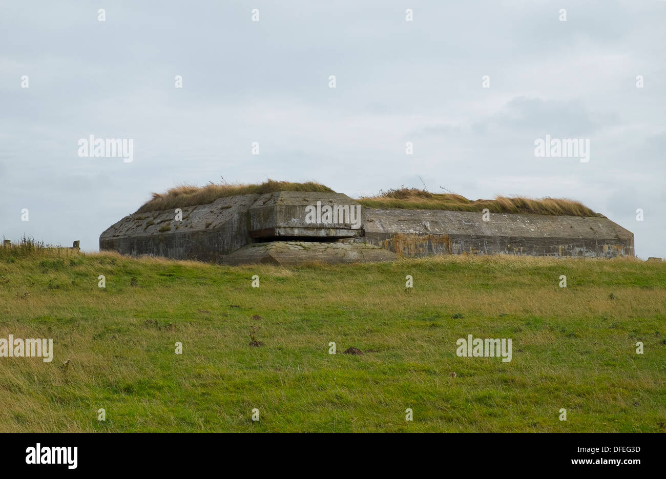 German ww2 concrete gun emplacement bunker hi-res stock photography and ...