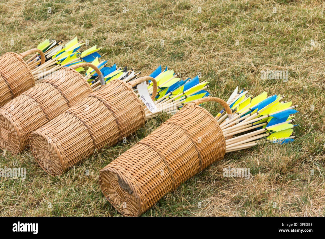 Blunt arrows hi-res stock photography and images - Alamy
