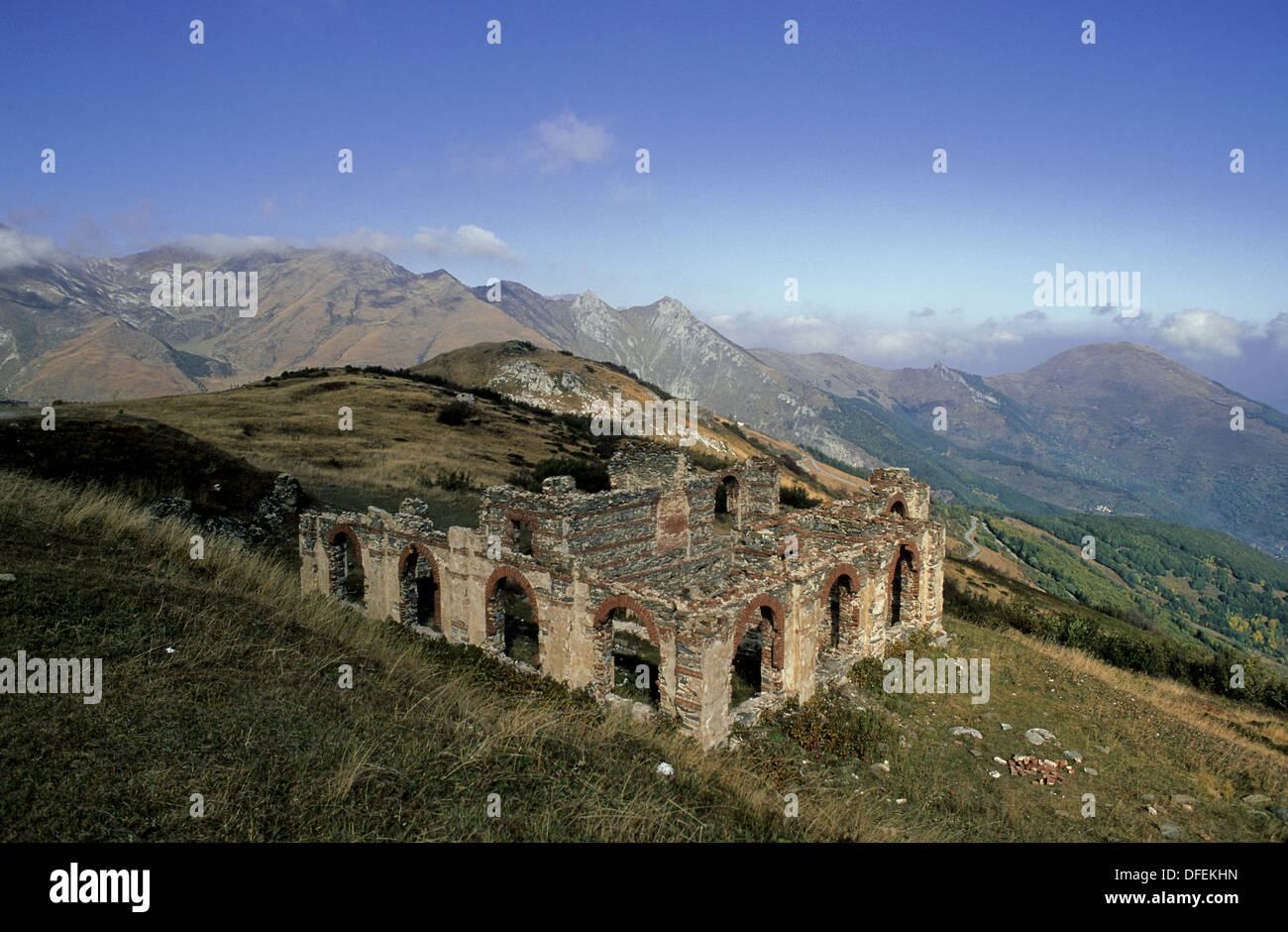 Italian landscape 19th century hi-res stock photography and images - Alamy