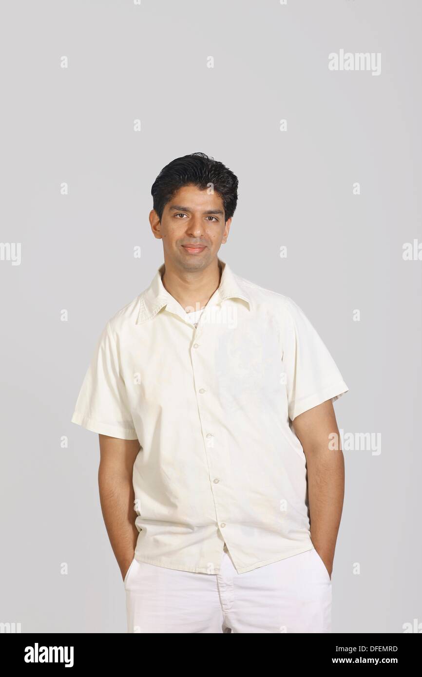 Pakistani stand hi-res stock photography and images - Alamy