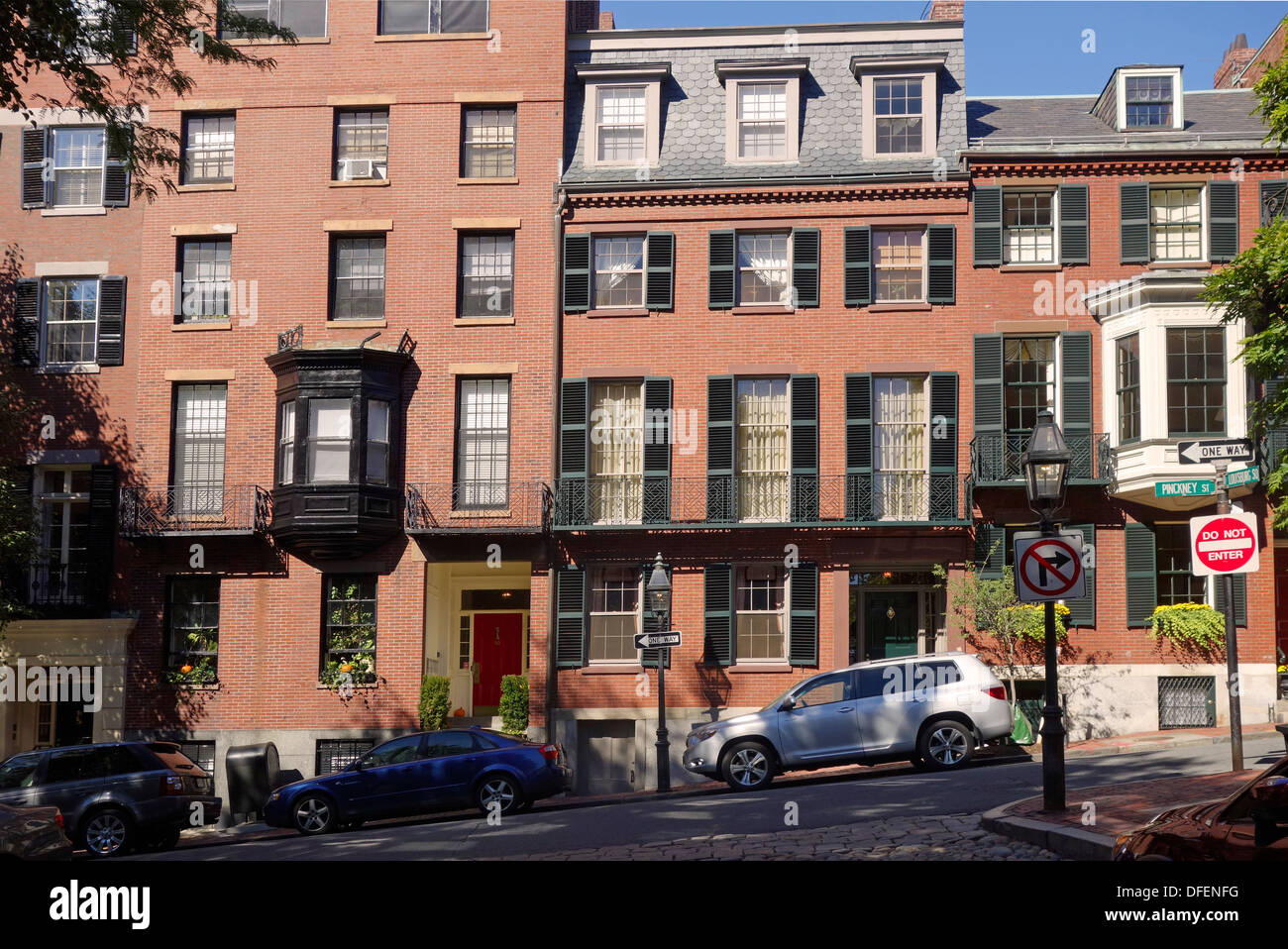 Boston, ma, usa, row homes hi-res stock photography and images - Alamy
