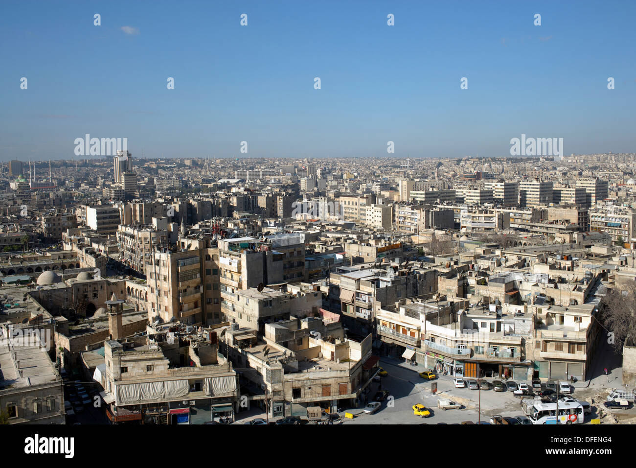 Side on elevation hi-res stock photography and images - Alamy