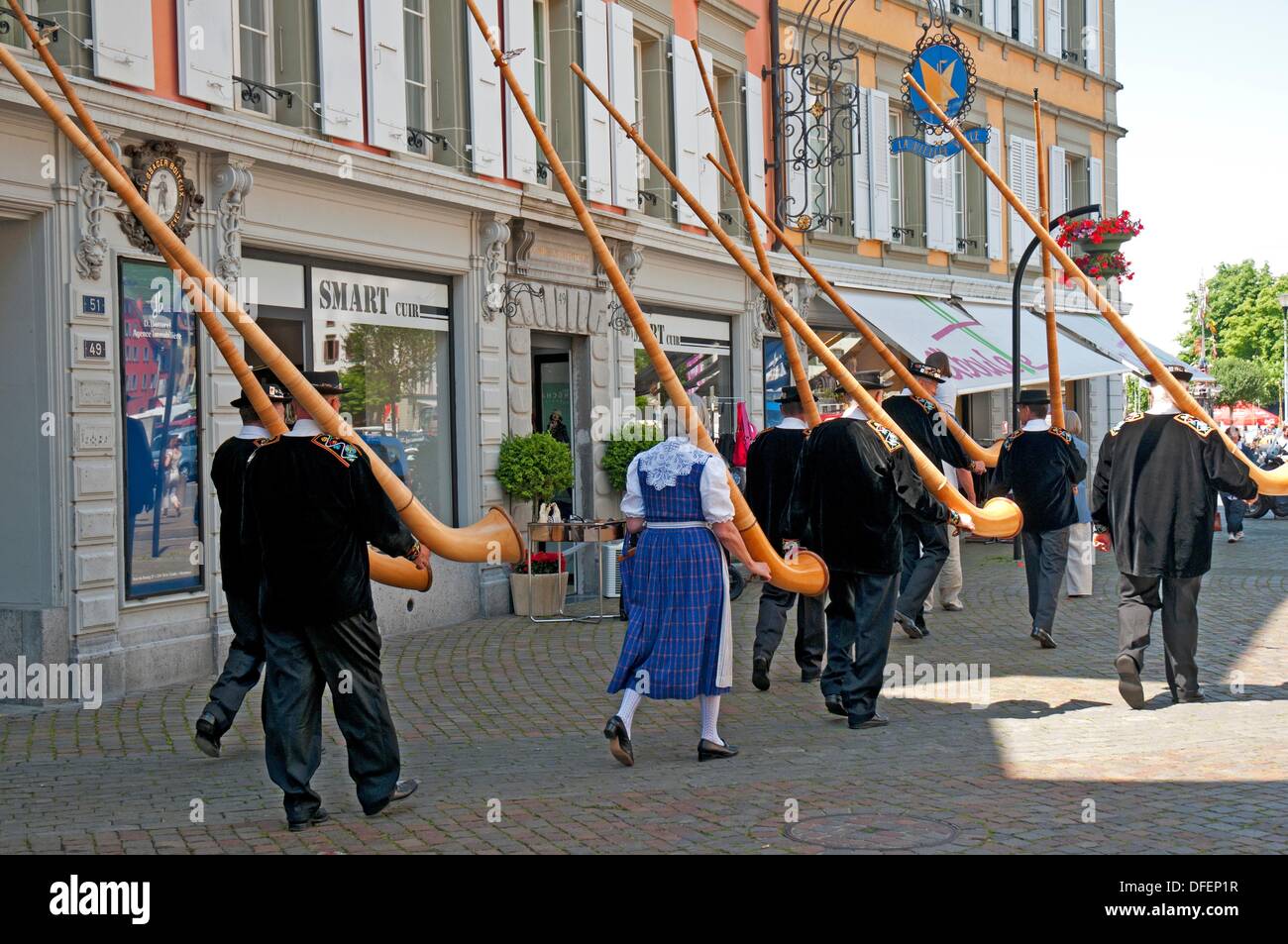 Blowing musical instruments hi-res stock photography and images - Alamy