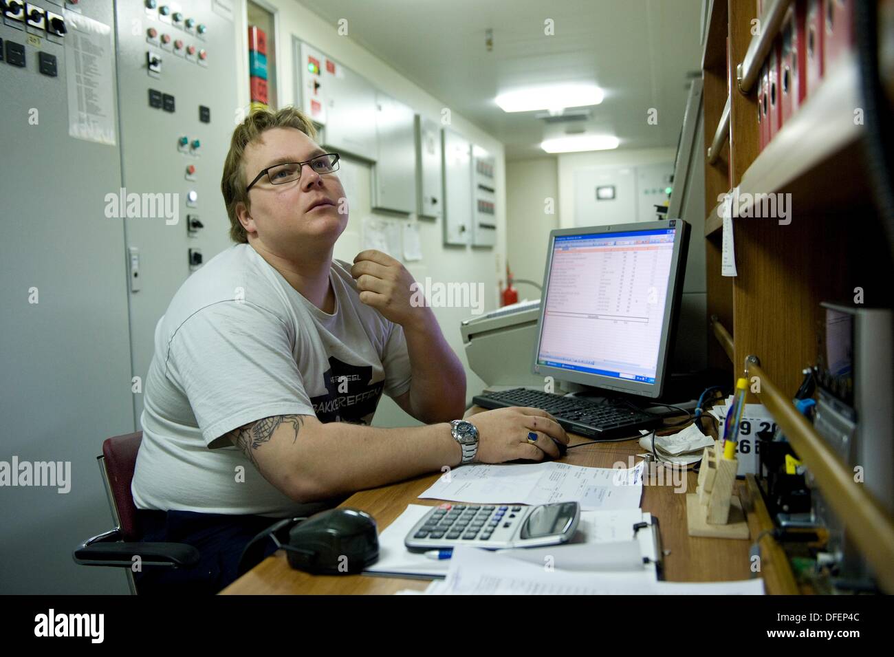 Containership controls hi-res stock photography and images - Alamy