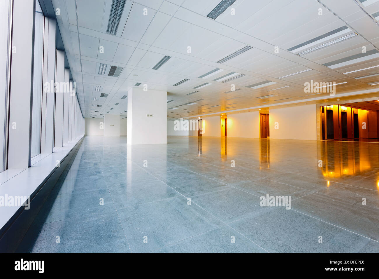 Large modern empty floor Stock Photo - Alamy