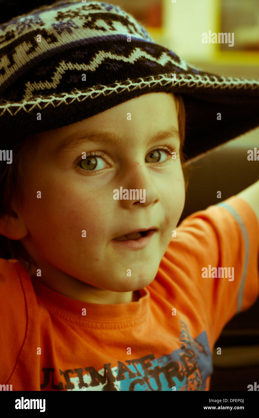 Cute boy wearing a hat Stock Photo - Alamy