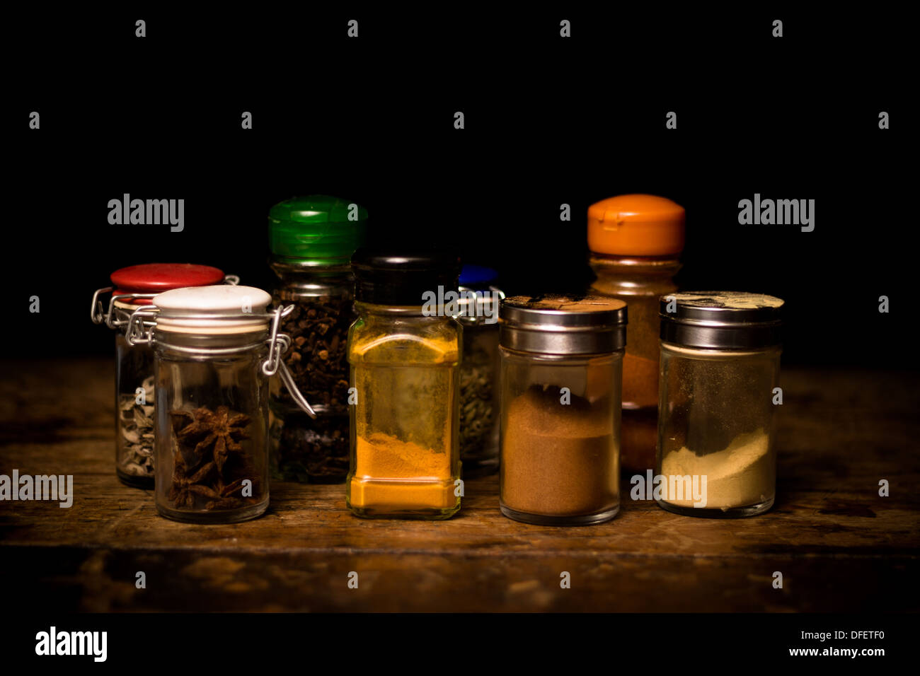 Cinnamon shaker hi-res stock photography and images - Alamy