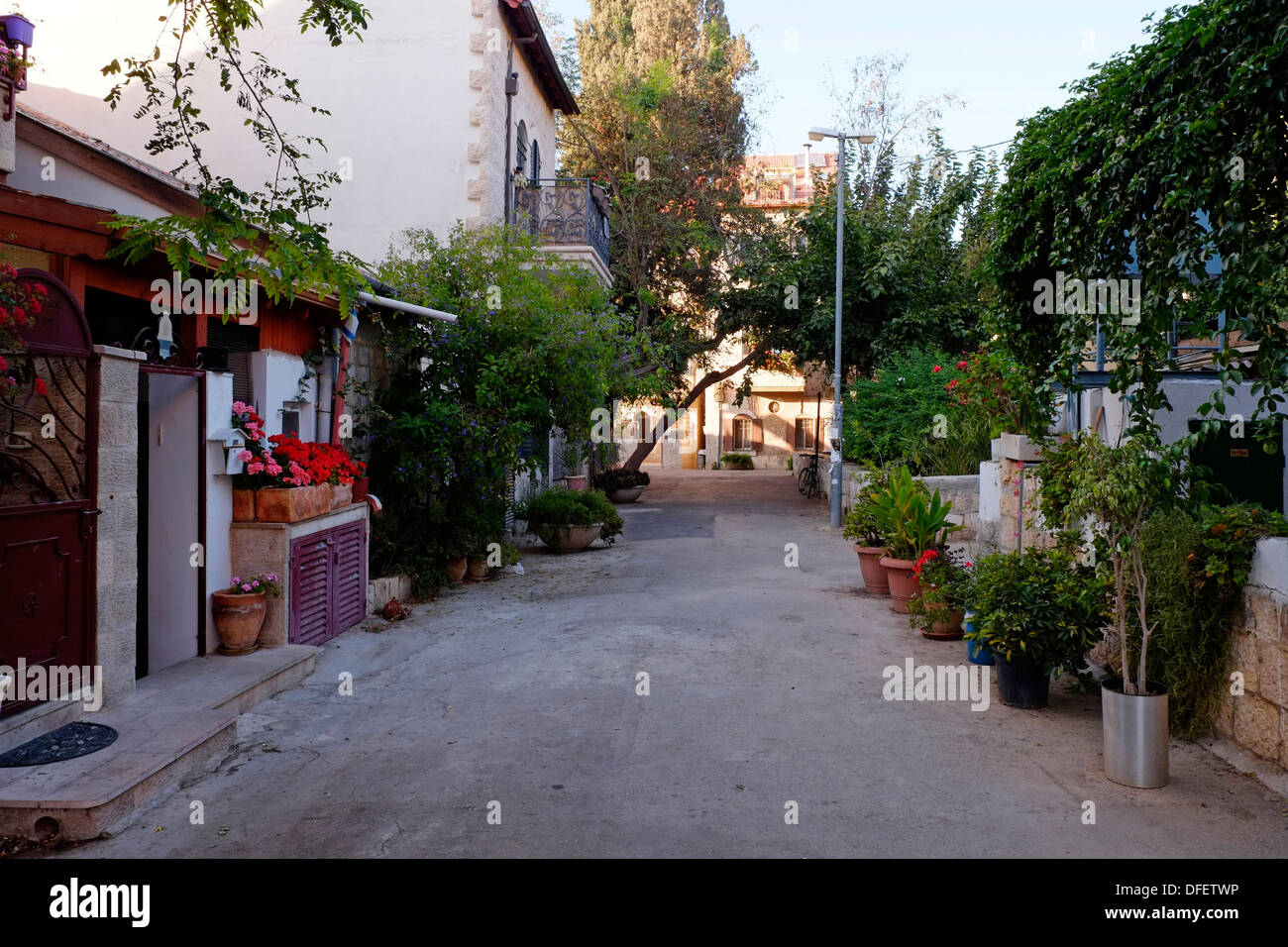 Nachlaot hi-res stock photography and images - Alamy