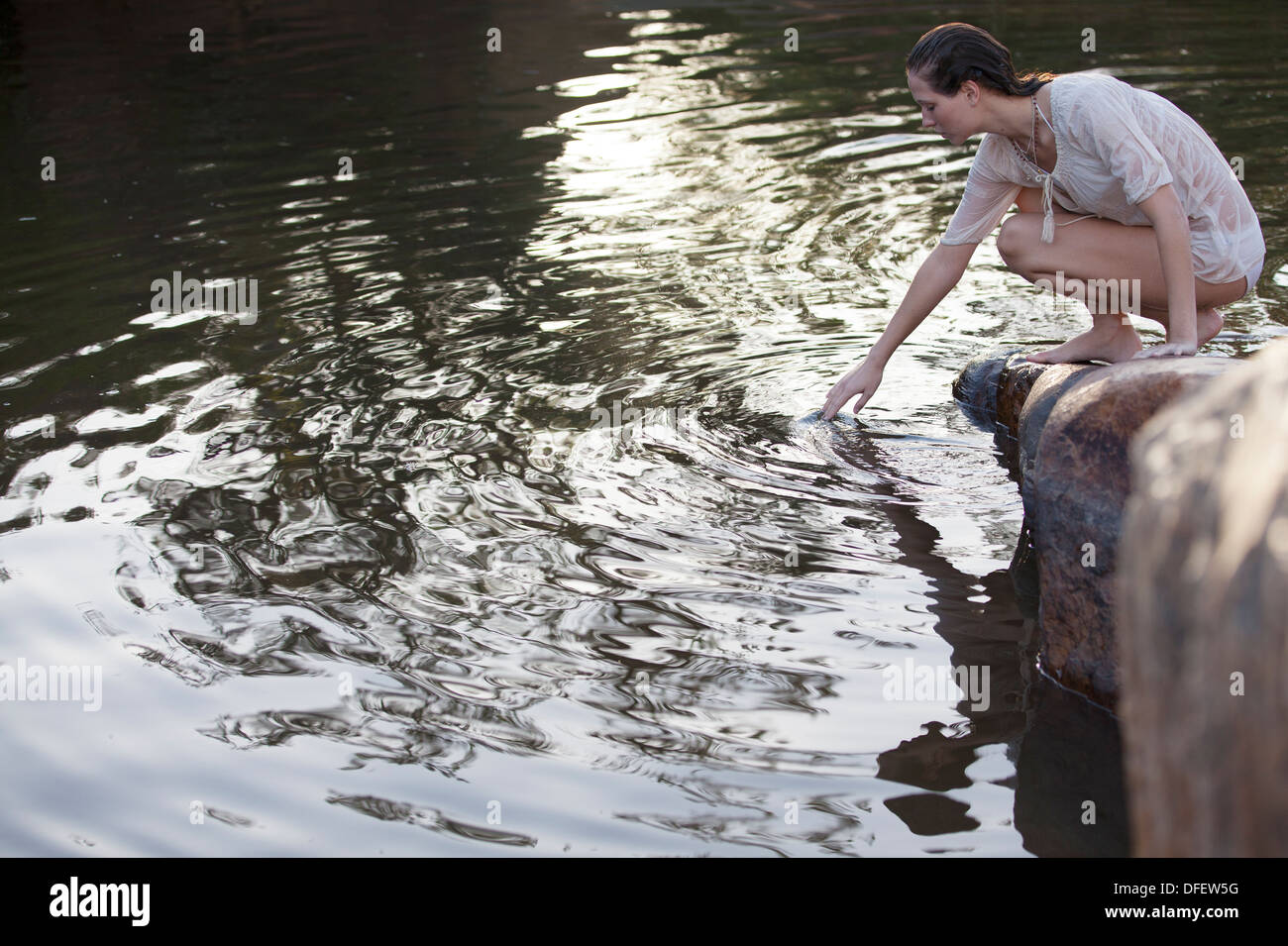 Dipping rock hi-res stock photography and images - Alamy