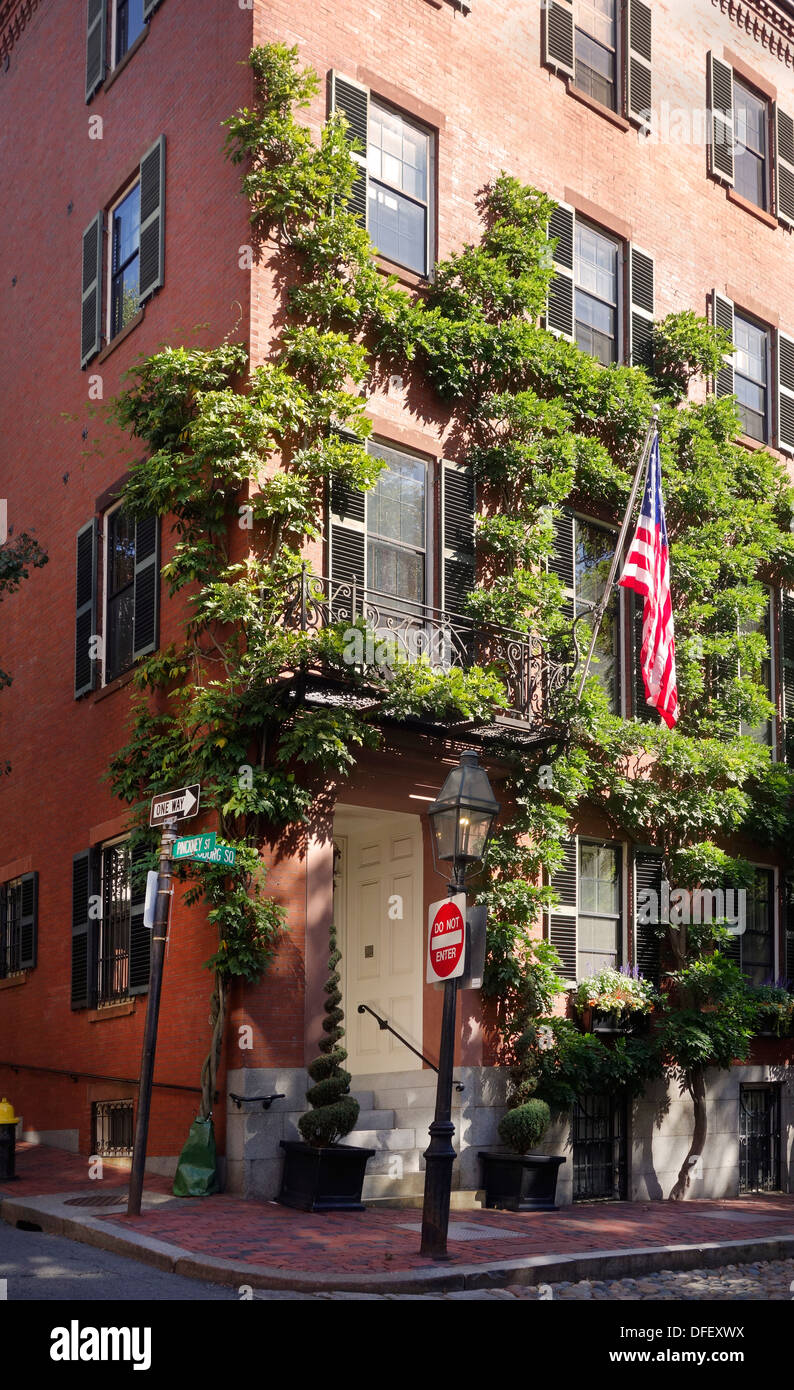 Enter the beacon hi-res stock photography and images - Alamy