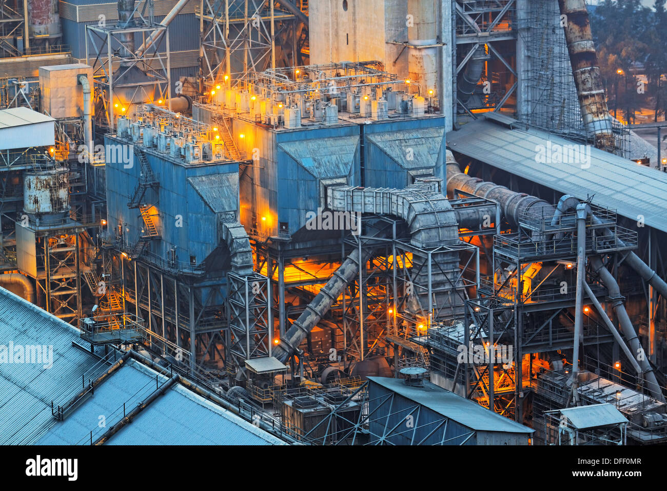 Close-up of industrial pipelines of an oil-refinery plant Stock Photo ...