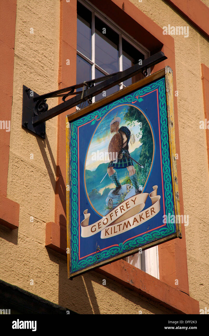 Street signs, Edinburgh, Scotland Stock Photo - Alamy