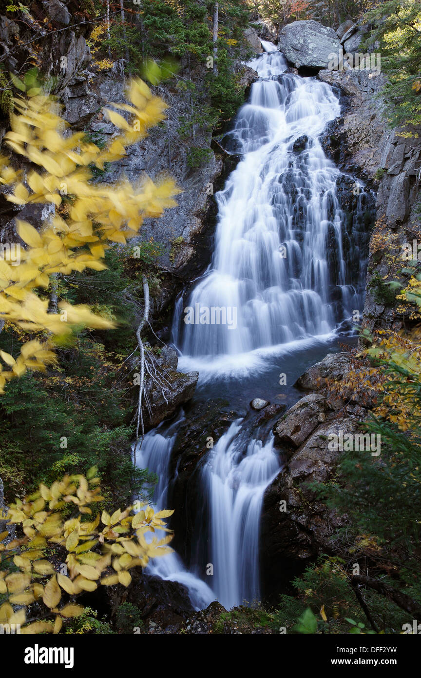 Crystal cascades hi-res stock photography and images - Alamy