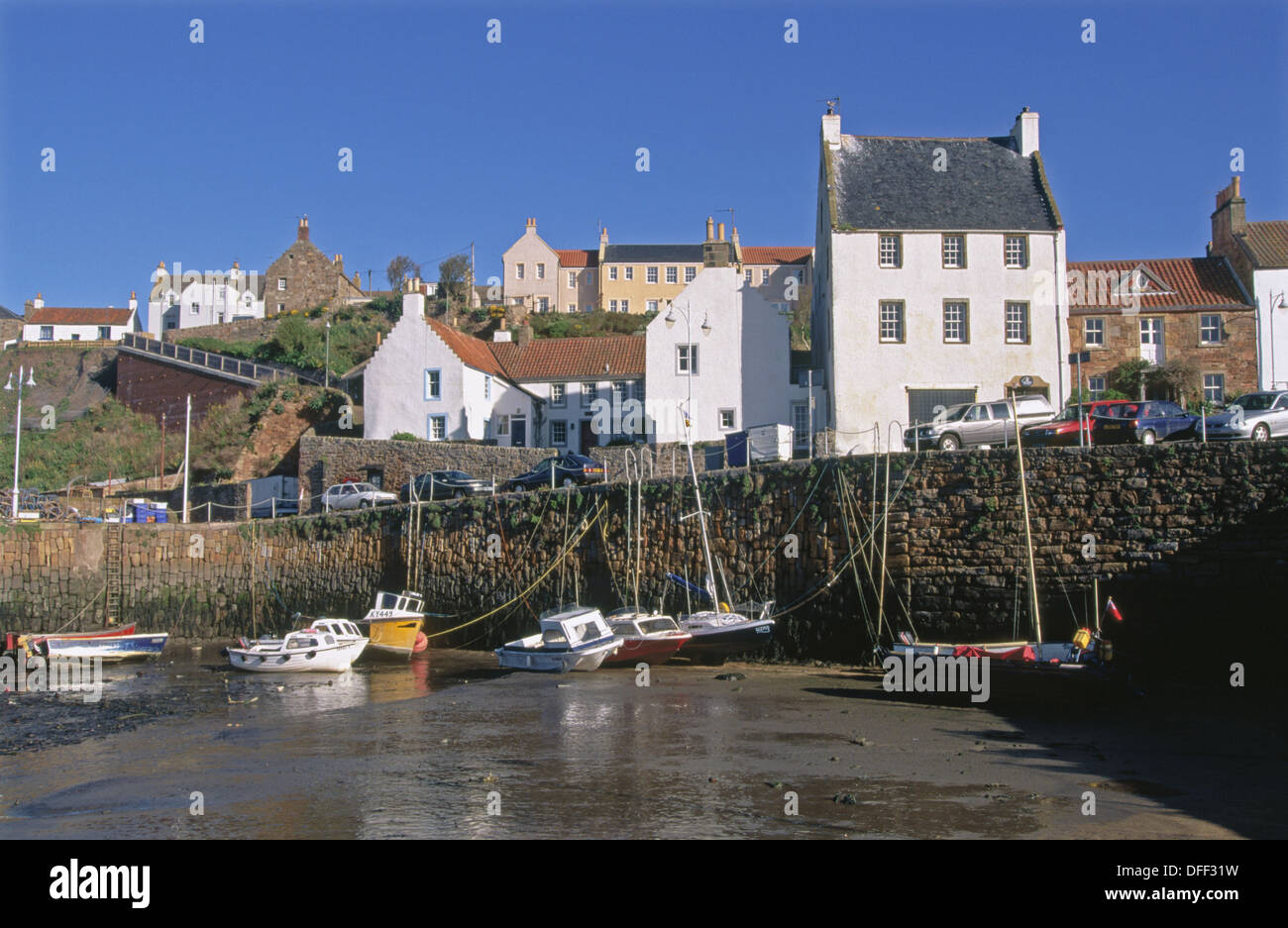 Crail fishing port hi-res stock photography and images - Alamy