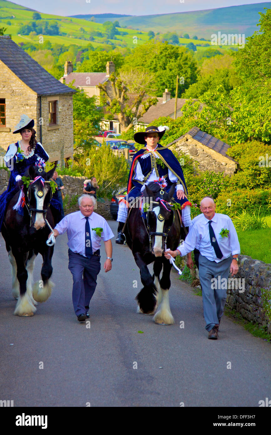 Garland king castleton hi-res stock photography and images - Alamy