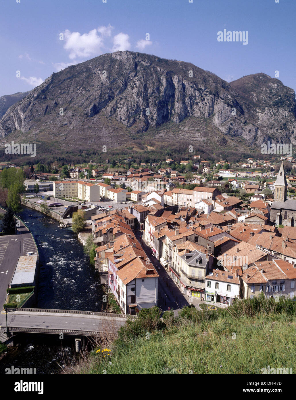 Tarascon aerial view hi-res stock photography and images - Alamy