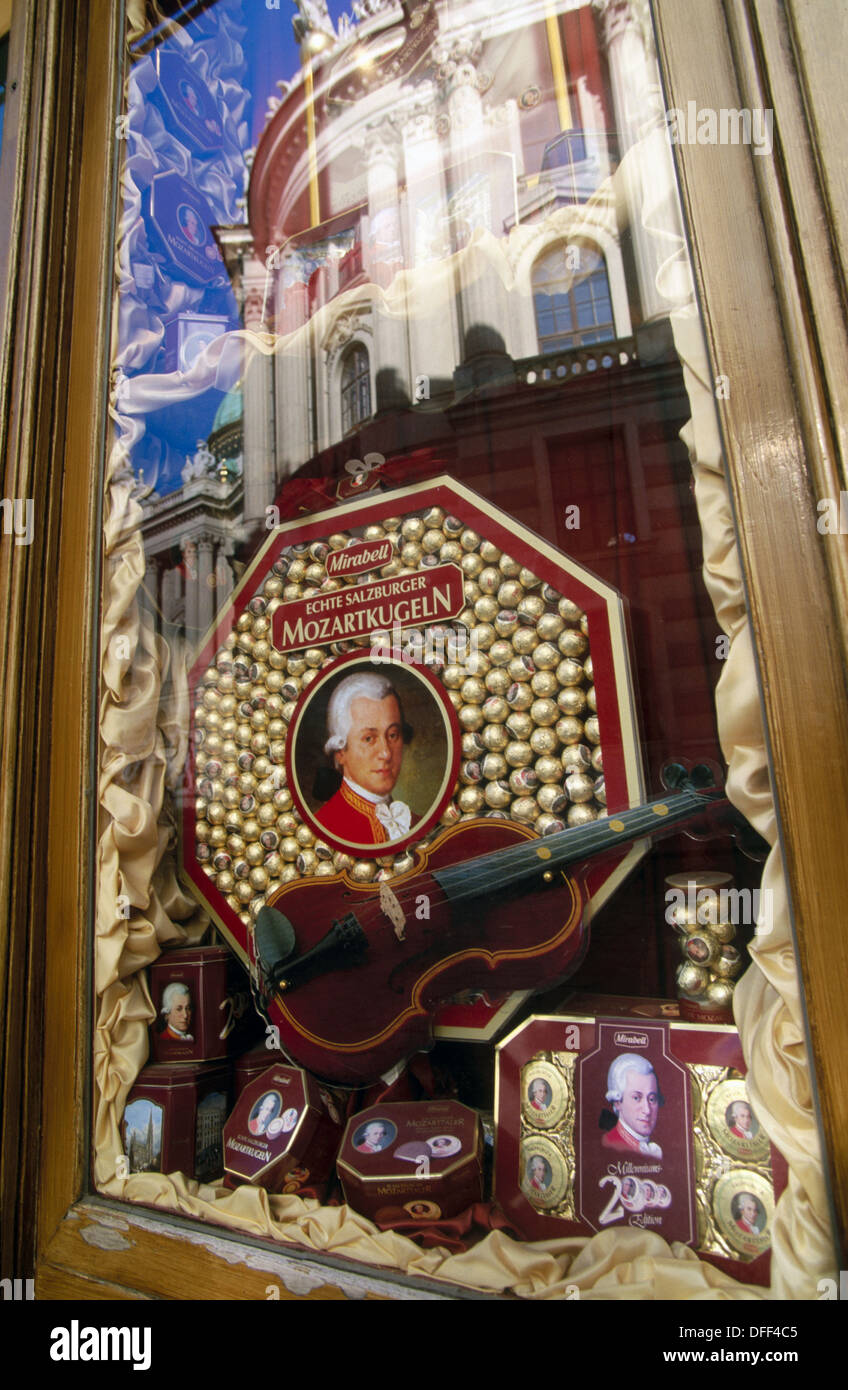 Mozart chocolate box hi-res stock photography and images - Alamy