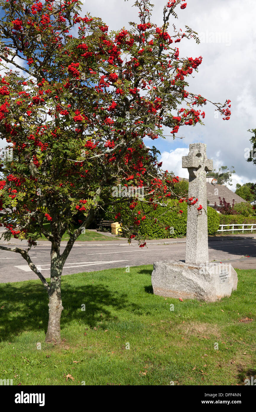 War memorial in the village centre, Mawnan Smith, Cornwall Stock Photo ...