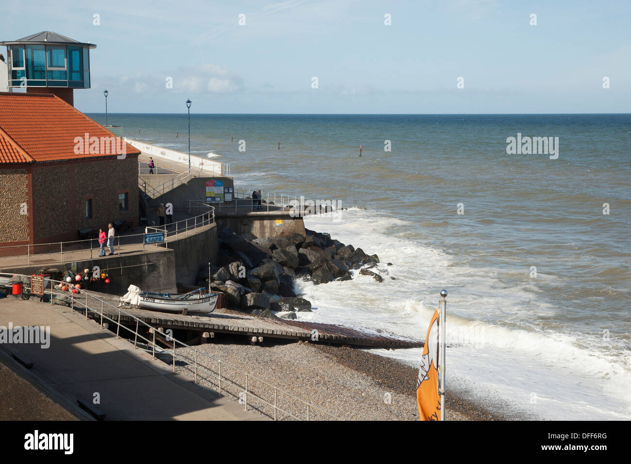 Sheringham sea defenses Stock Photo - Alamy
