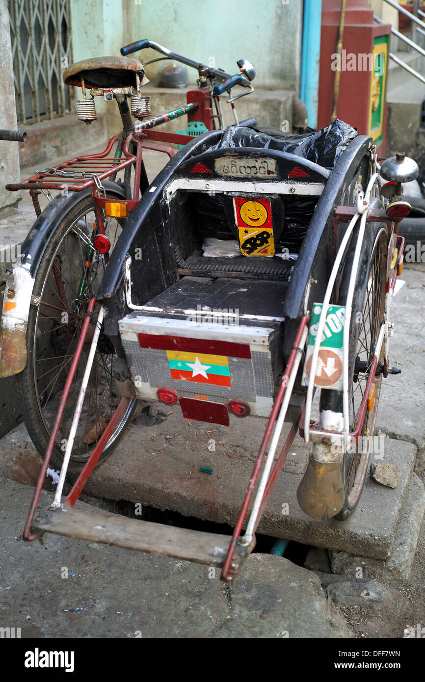 Burmese bike rickshaw Stock Photo - Alamy